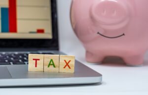 Casual Income in Income Tax: Meaning, Tax Rate, Examples and How to ...